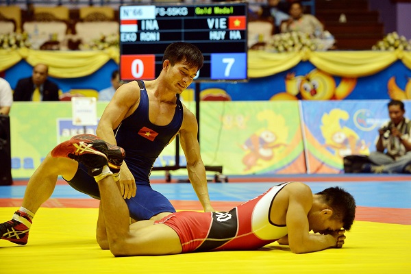 CHÙM ẢNH: Chiến thắng của VĐV vật Việt Nam ở SEA Games (12/12)