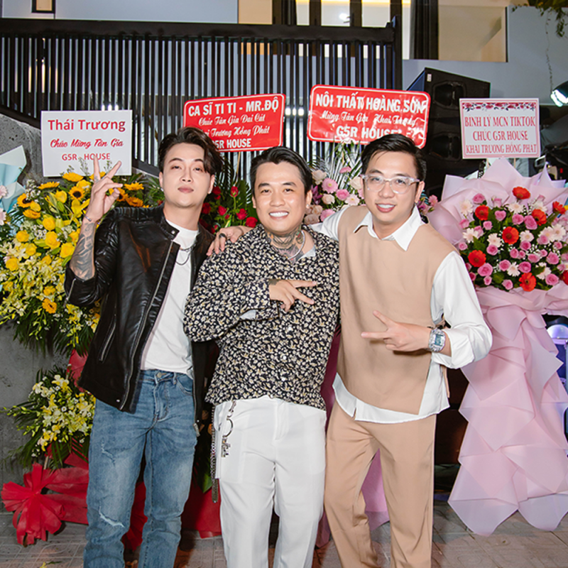 Dàn sao hội ngộ mừng tân gia biệt thự của rapper Jombie