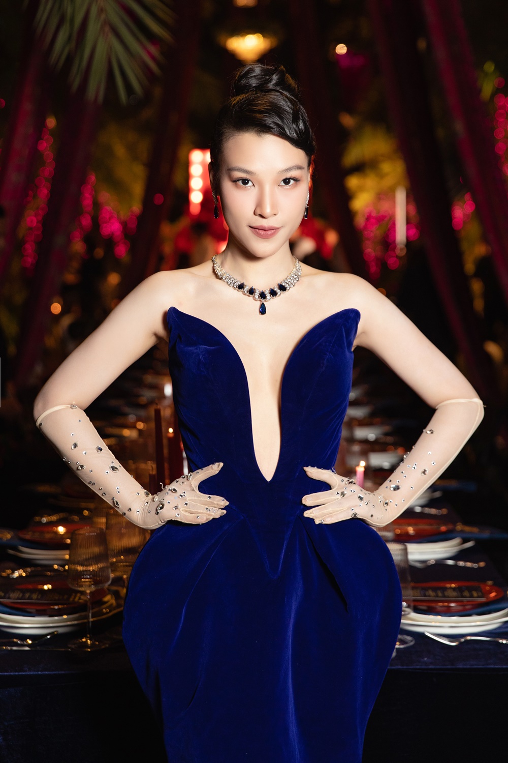 Hoàng Oanh trở lại công việc sau khi sang Mỹ thăm gia đình chồng cũ