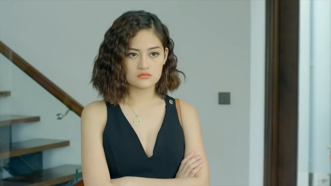 Thuỳ Anh - từ Phan Linh trong sitcom 'Bộ tứ 10A8' đến 'người tình màn ảnh' của Mạnh Trường