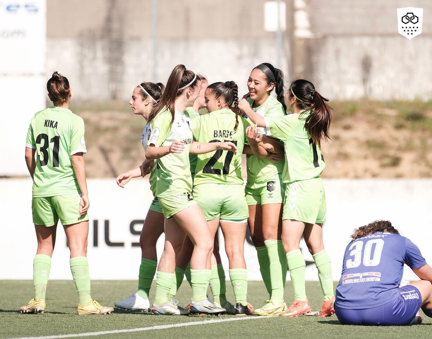 Lank FC thắng trở lại, Huỳnh Như được khen 'nhỏ nhưng có võ'