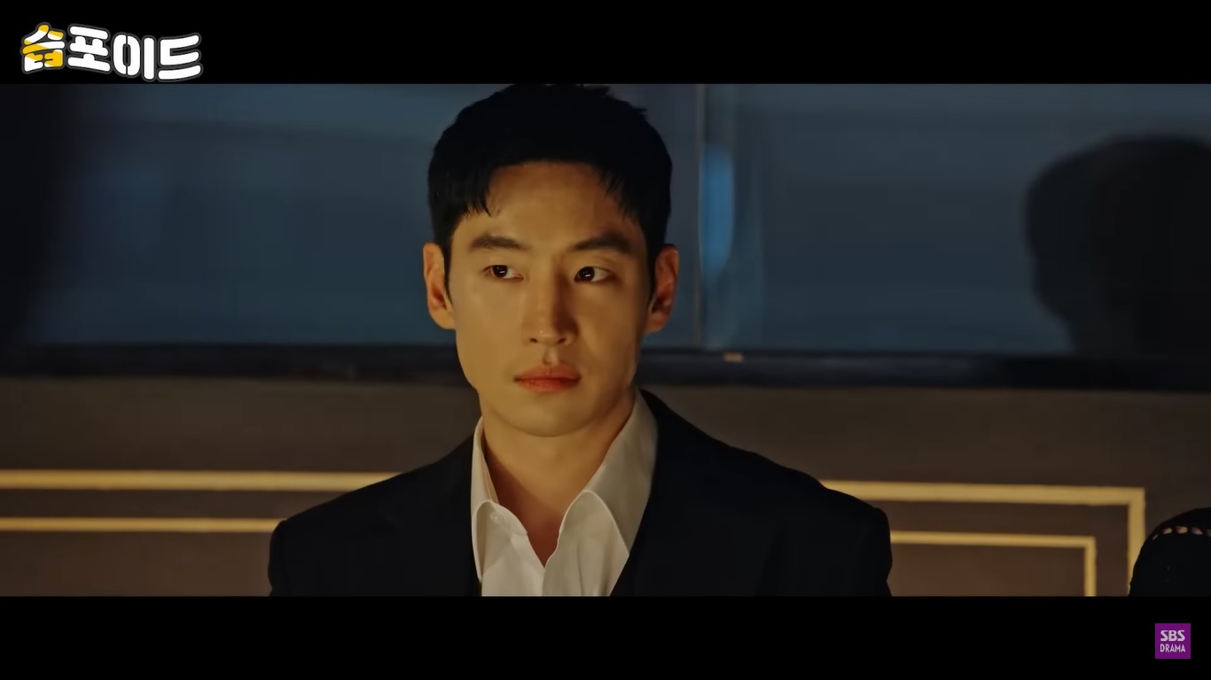 Ẩn danh 2 tập 11: Vừa thoát chết, Kim Do Gi đã bị bắt vì… đi bar