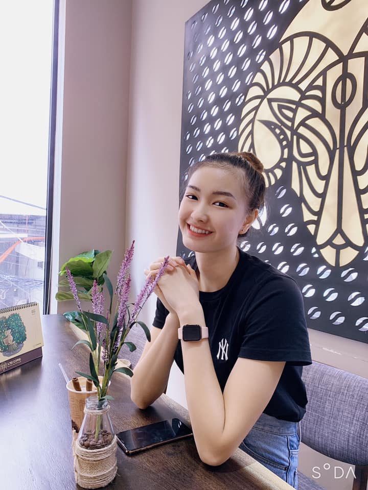 Không phải hoa hậu hay diễn viên, nhan sắc VĐV bóng chuyền khiến vạn ...