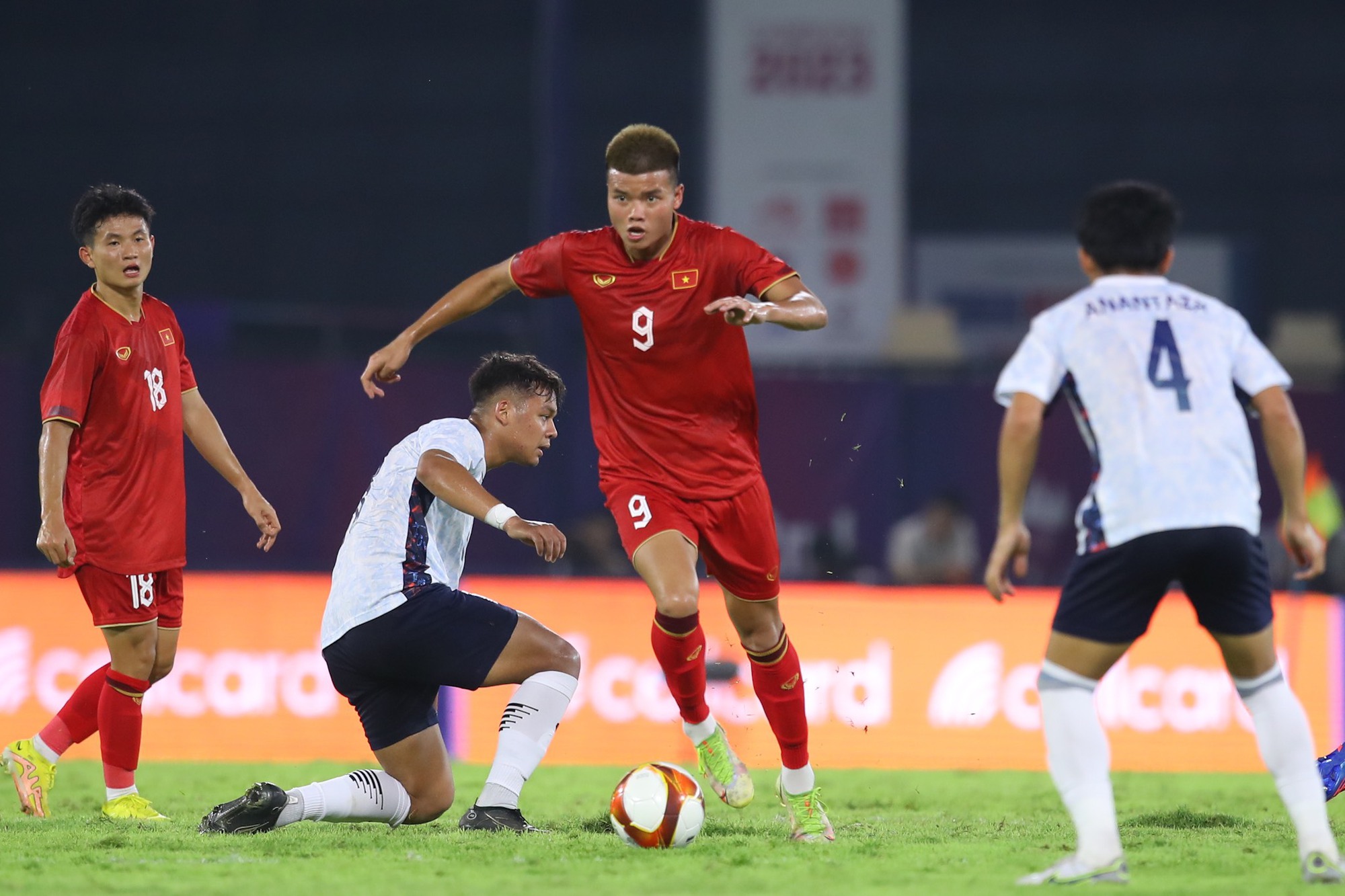Điểm nhấn U22 Việt Nam 2-0 U22 Lào: Thắng nhọc, U22 Việt Nam thất thế trước Thái Lan