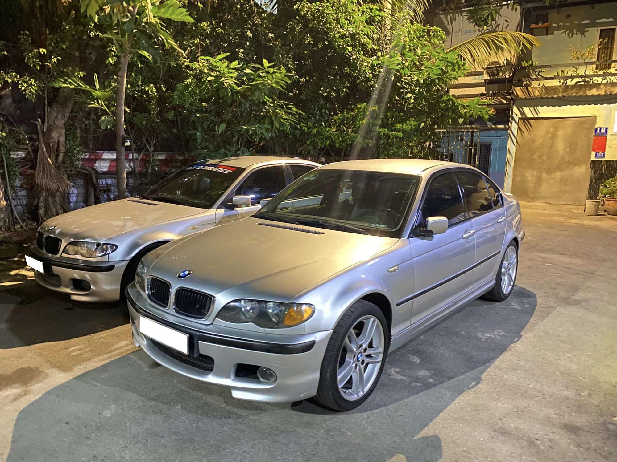 Bán cặp BMW E46 giá 380 triệu, chủ xe chắc nịch: 'Tặng Honda Air Blade ...