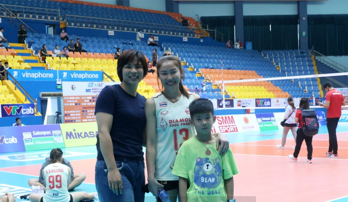 Huyền thoại bóng chuyền Thái Lan Nootsara được vinh danh, đẳng cấp vươn tầm thế giới