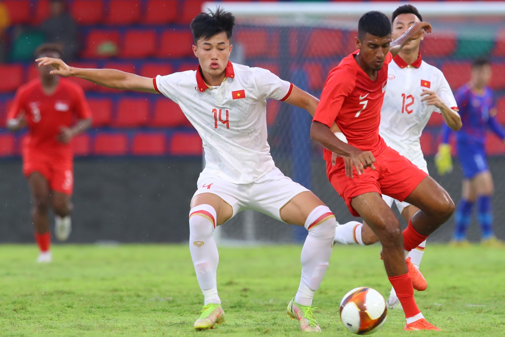 U22 Việt Nam 'tọa sơn quan hổ đấu'