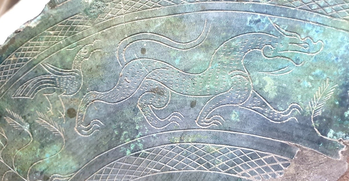 Đêm đêm rì rầm trong tiếng đất: Khổng Tước và Giao Long trên nền tảng ...