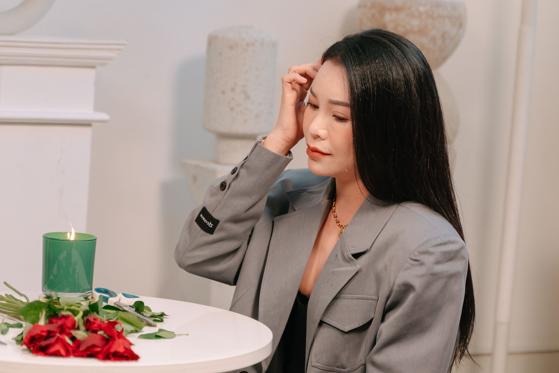 Trà Ngọc Hằng, Quản Hân rơi nước mắt khi trò chuyện với MC Giang Thái