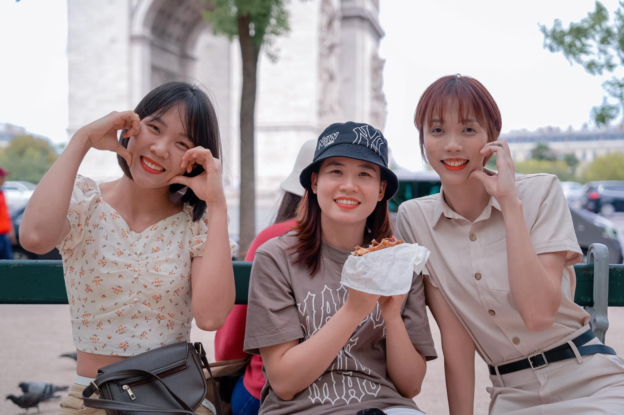 Tú Linh vừa sang tuổi 24, càng đánh càng hay, công thủ toàn diện, tiến ...