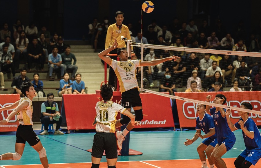 Tin nóng thể thao sáng 21/1: 'Người khổng lồ' bóng chuyền Việt Nam tỏa ...