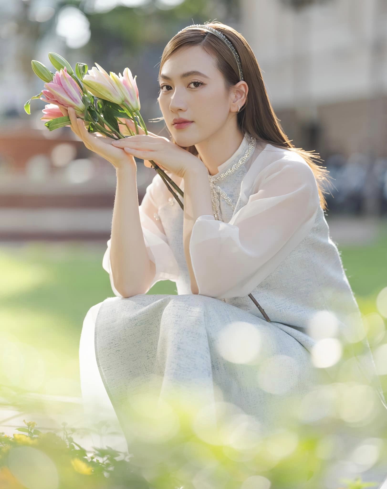 Phương Anh Đào: Trong phim 'Mai' số khổ, ngoài đời ra sao?