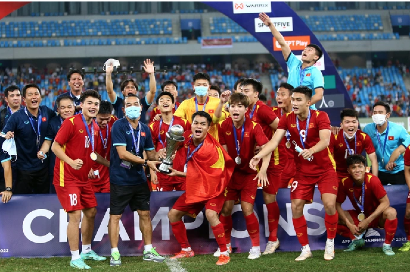 Cựu đội trưởng U23 Việt Nam có bàn thắng cho HAGL sau 6 năm