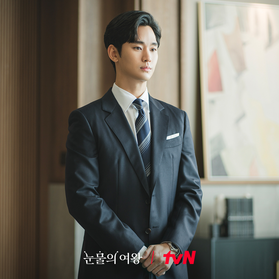 Tập 9 'Queen Of Tears': Kim Ji Won ngủ qua đêm ở phòng của Kim Soo Hyun