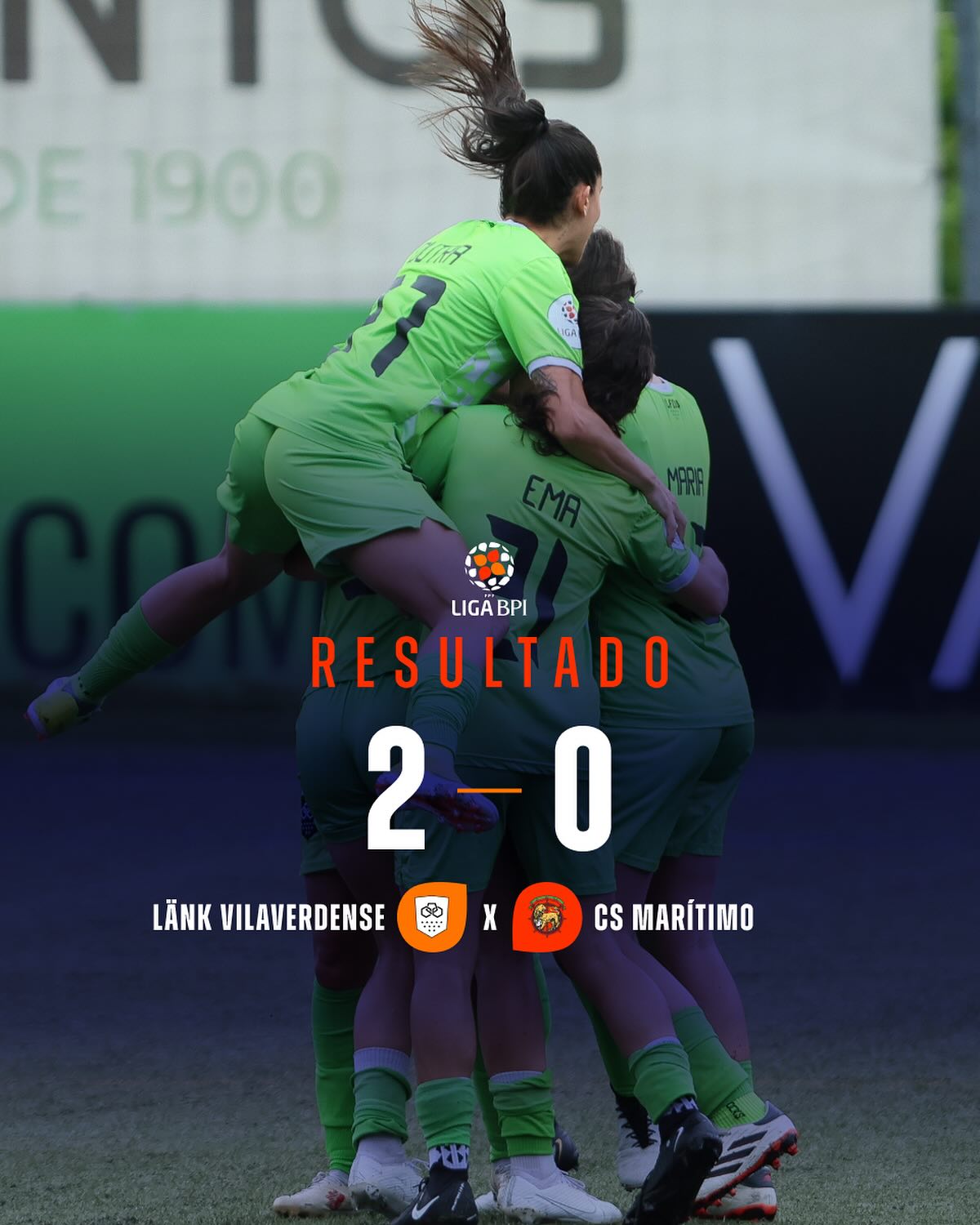 Huỳnh Như lập 'siêu phẩm' sút phạt, Lank FC thoát xuống hạng sớm