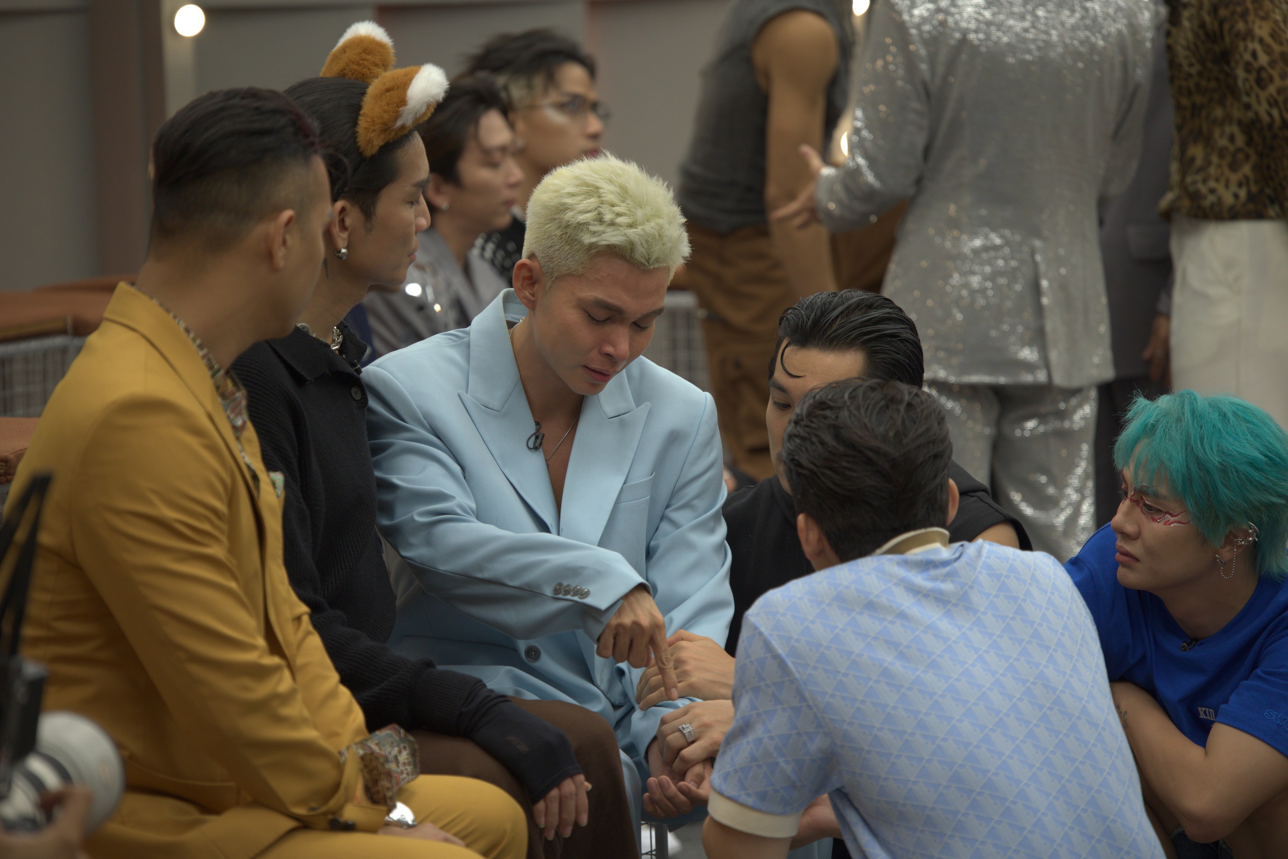 Huy R, MC Thành Trung dừng chân tại show thực tế