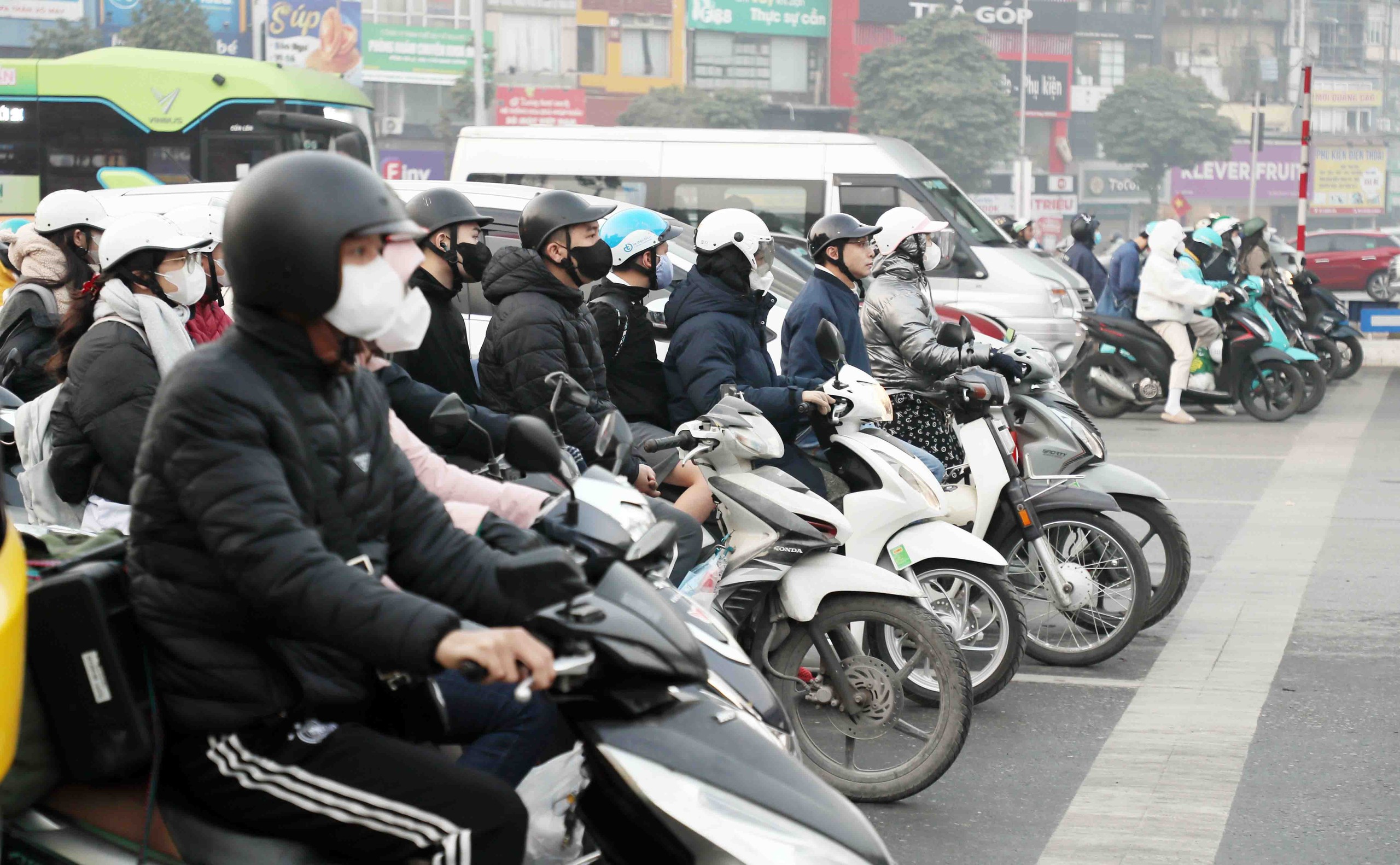 Góc nhìn 365: Xây dựng văn hóa giao thông từ việc tuân thủ luật