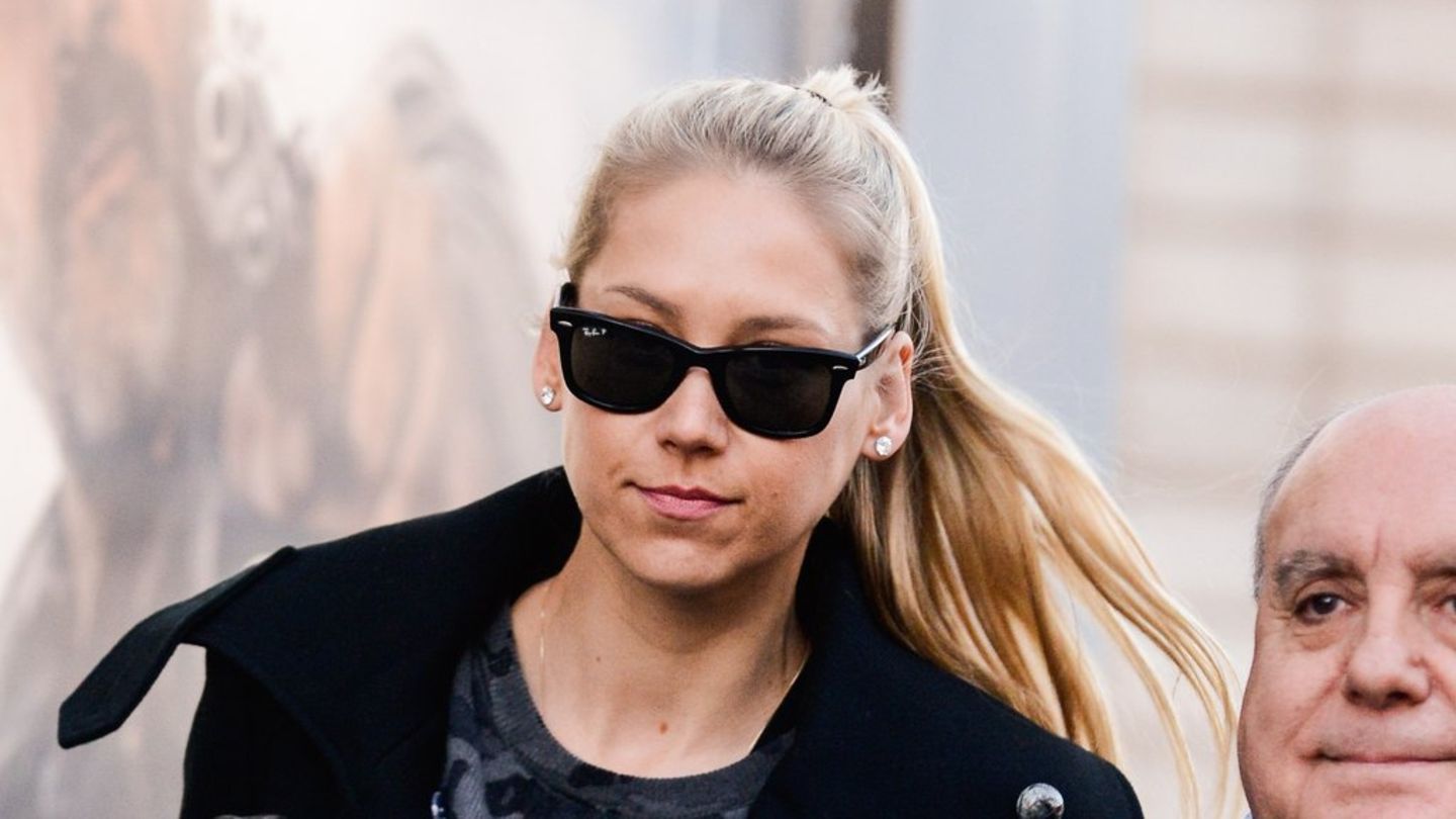 Lý do thực sự khiến người đẹp quần vợt Anna Kournikova từ bỏ danh tiếng ...