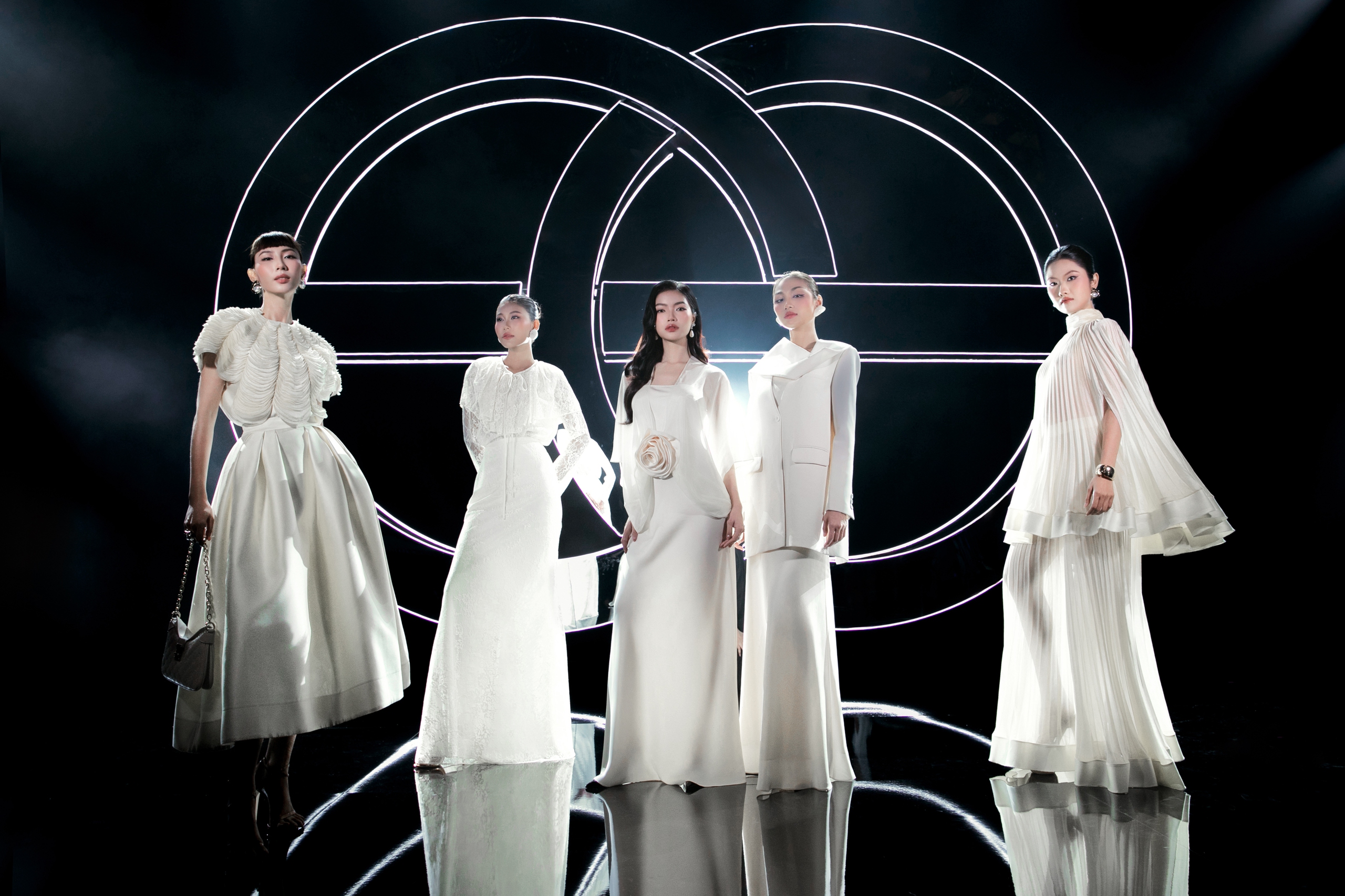 Elise Fashion Show Fall/Winter 2025 đến với TP. Hồ Chí Minh