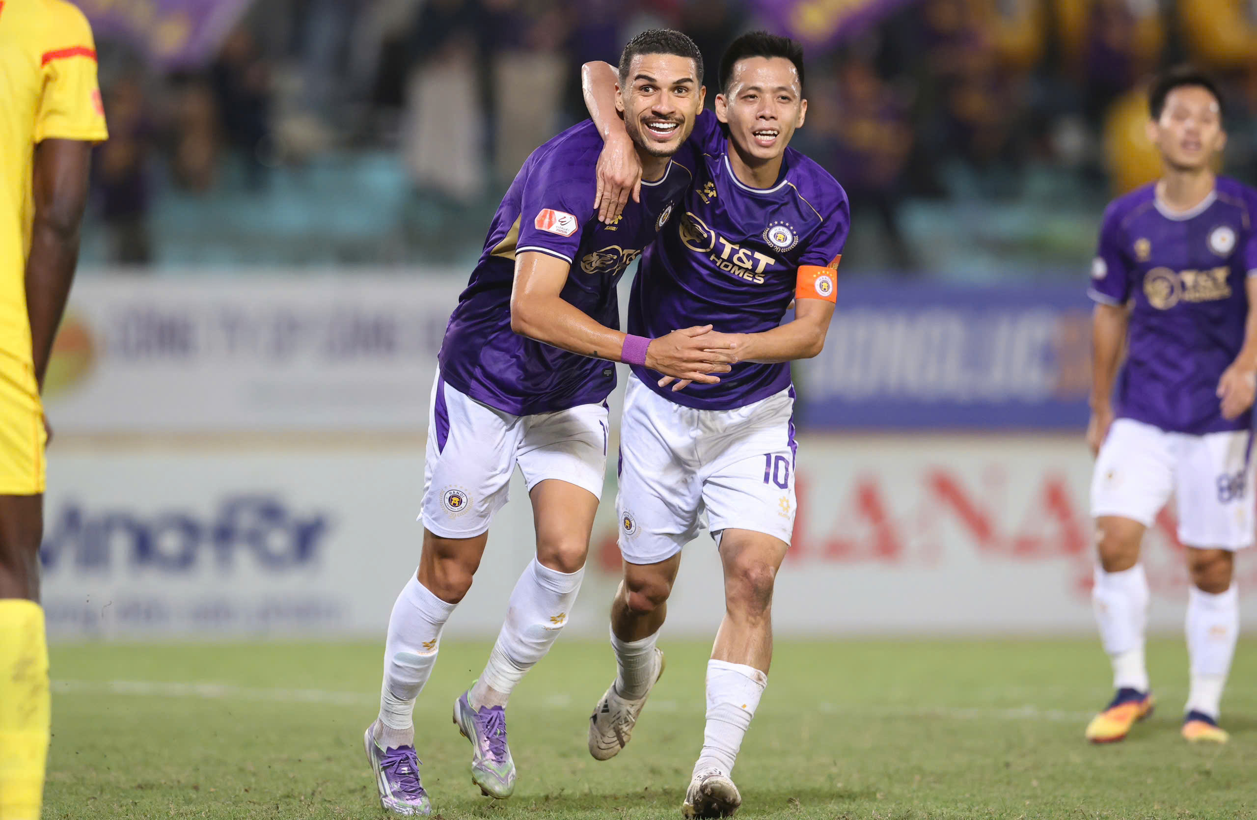 Hoàng Hên nuôi hy vọng vô địch V-League cho Hà Nội FC