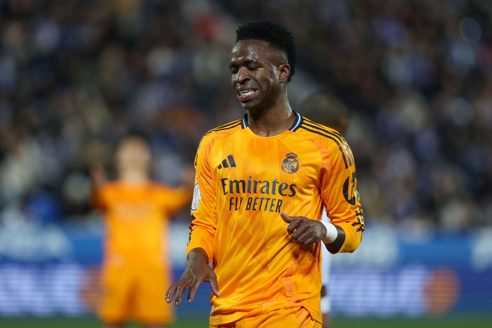 Vinicius đang trở thành vấn đề của Real Madrid