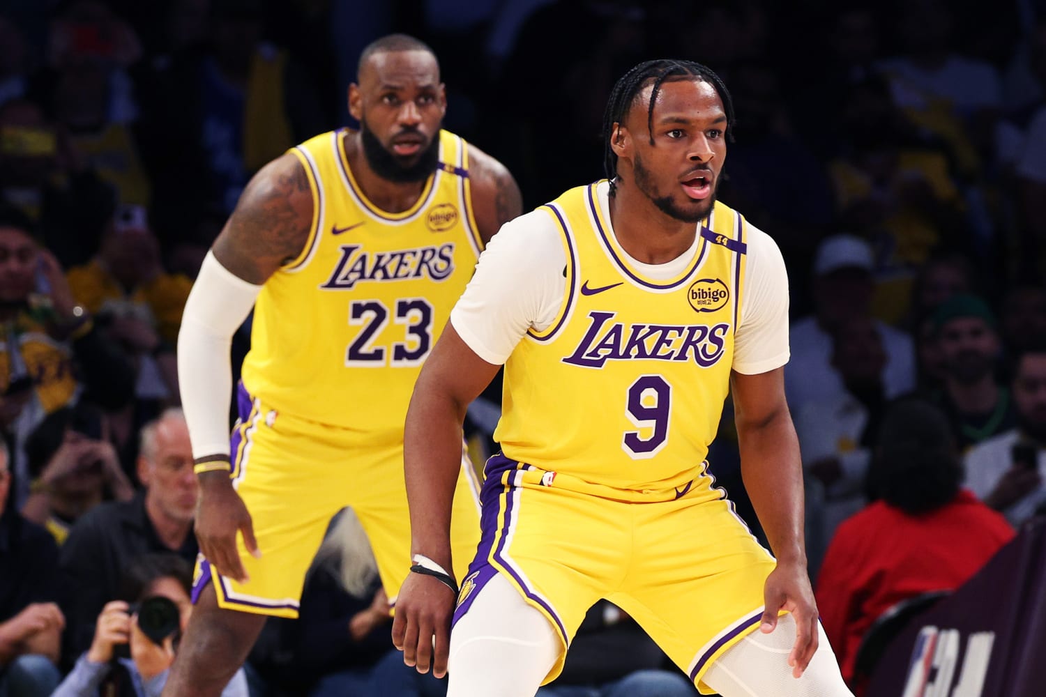 Từ LeBron James đến Michael Phelps: Những kỷ lục thể thao khó xô đổ