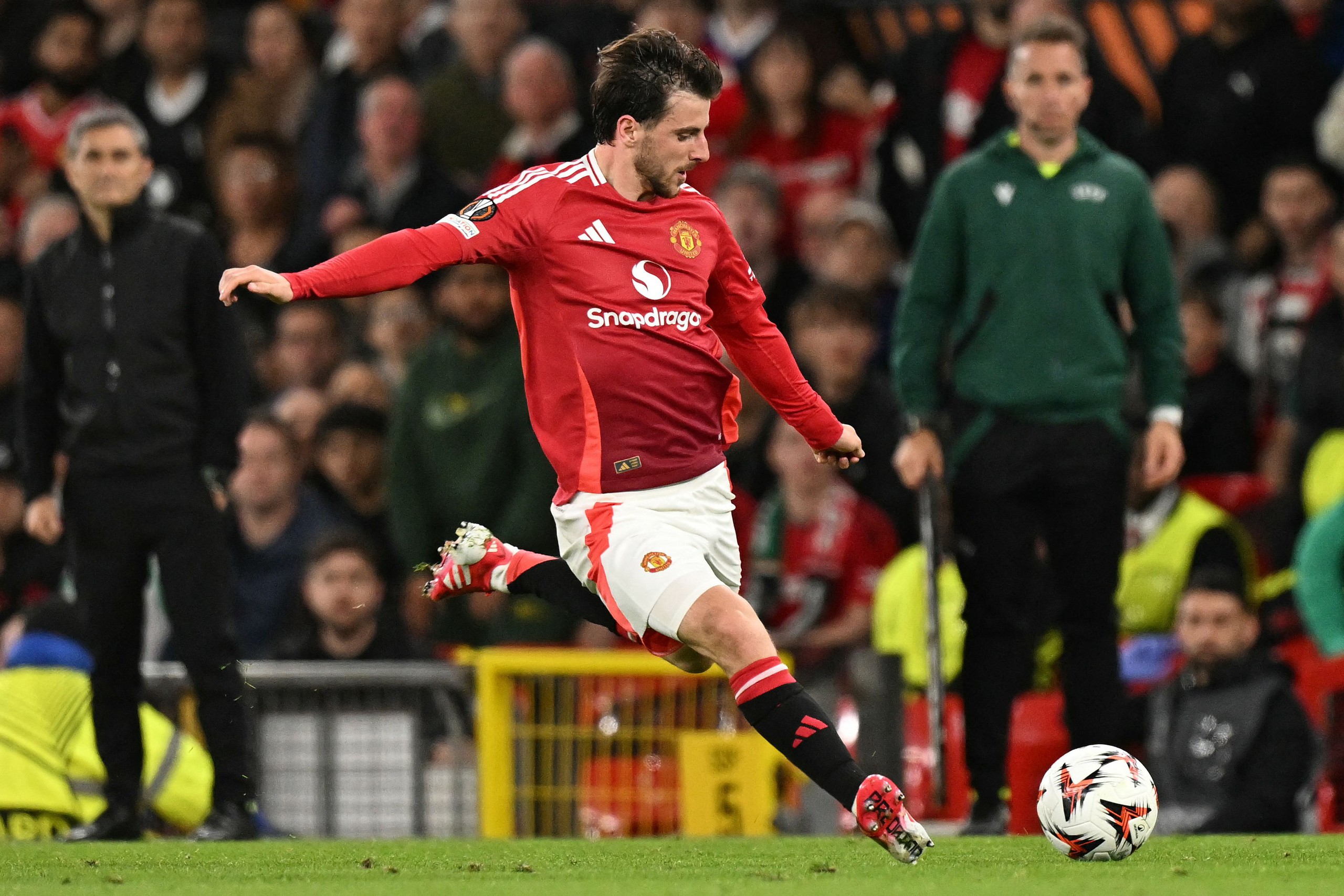 Mason Mount: Tái hiện hình ảnh của Beckham và cú đúp giúp MU lọt vào ...