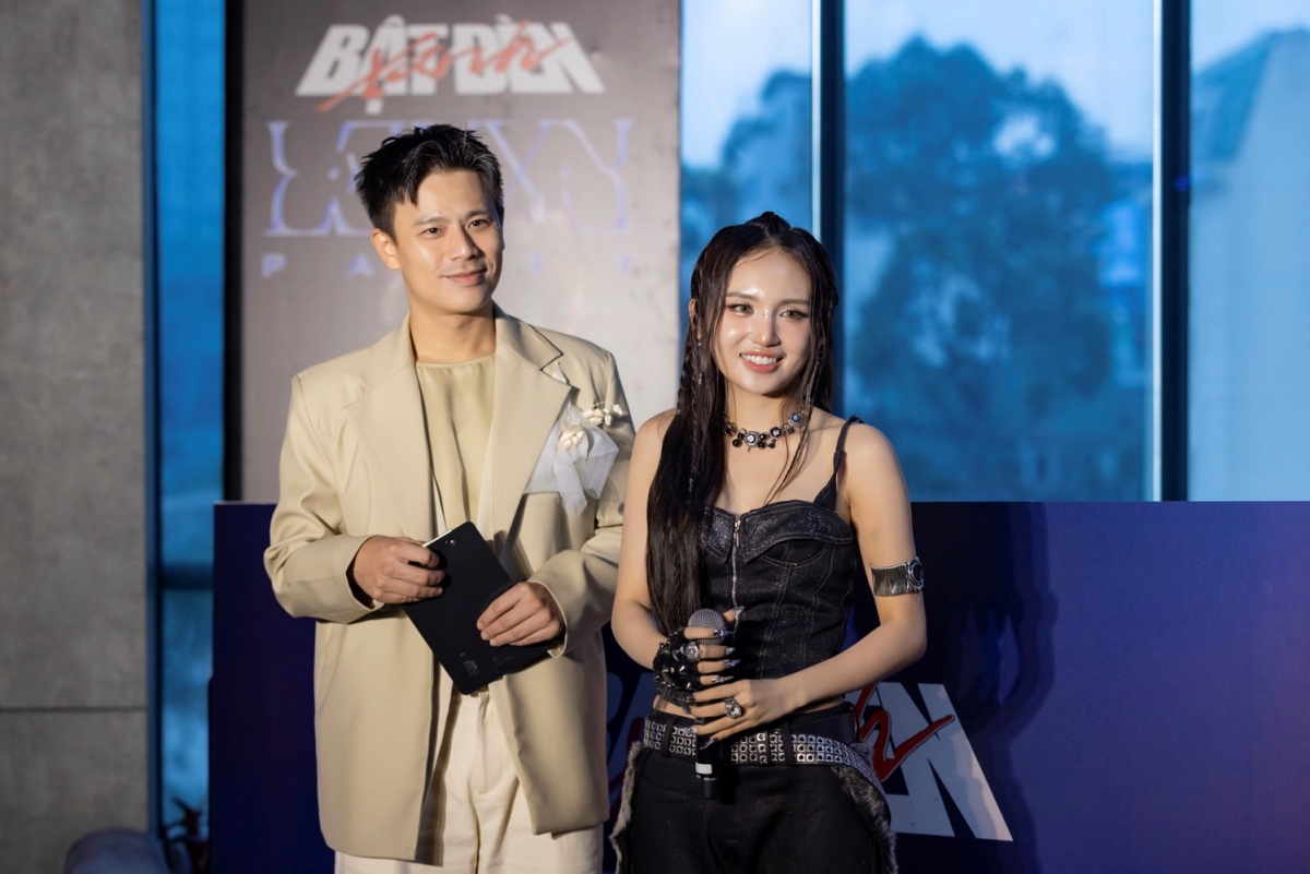 Tân binh LEXXY đầy cuốn hút khi ra mắt MV "Bật đèn xanh"