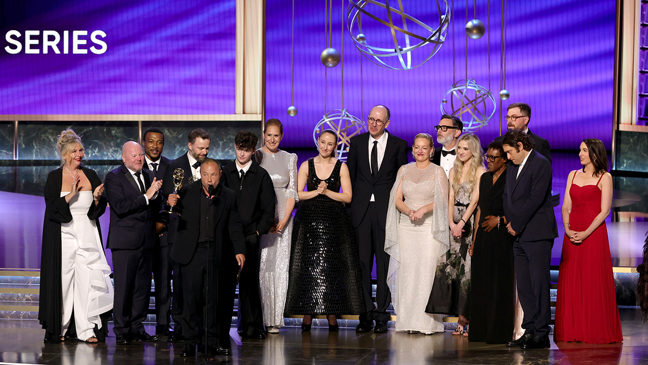 Sao nhí Owen Cooper làm nên lịch sử tại Emmy 2025