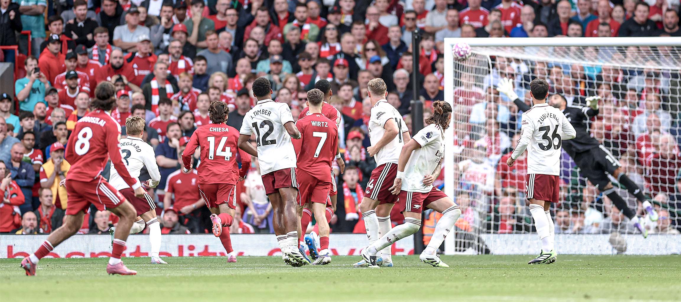 Cabin BLV: Liverpool vẫn trên cơ Arsenal