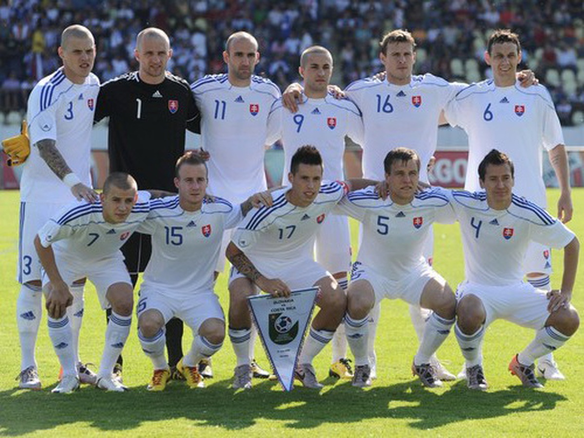 Bảng F: Lời thách thức từ Slovakia