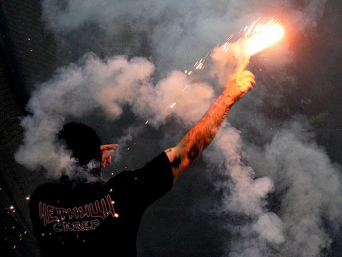 Vụ hooligan Serbia làm loạn: Phía Italia cũng có thể bị phạt