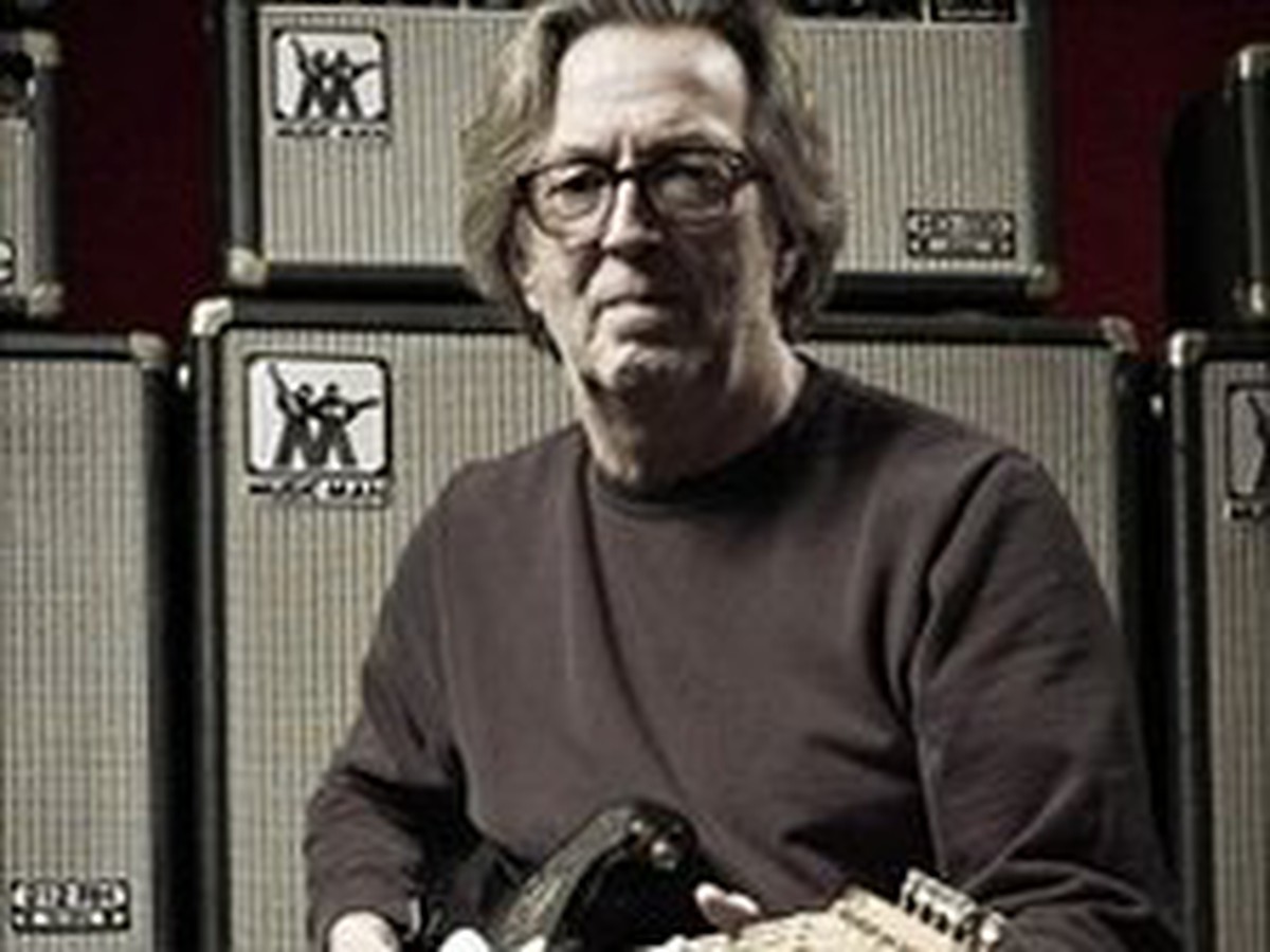 Eric Clapton bán đàn guitar gây quỹ cho trung tâm cai nghiện