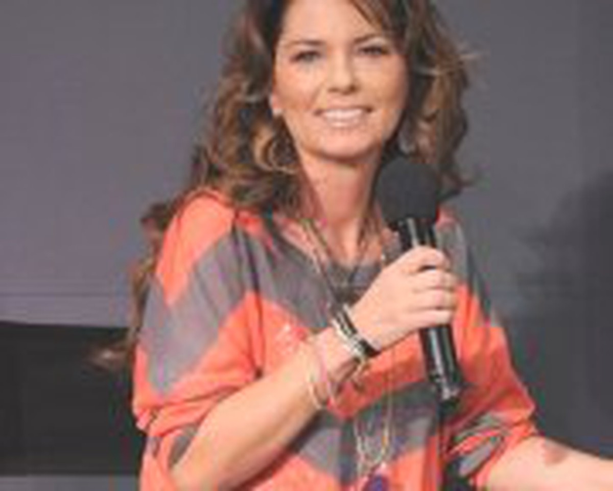 Shania Twain viết hồi ký về sự phản bội của chồng