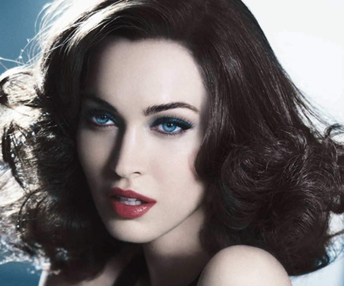 Megan Fox đẹp mê hồn trong quảng cáo Armani