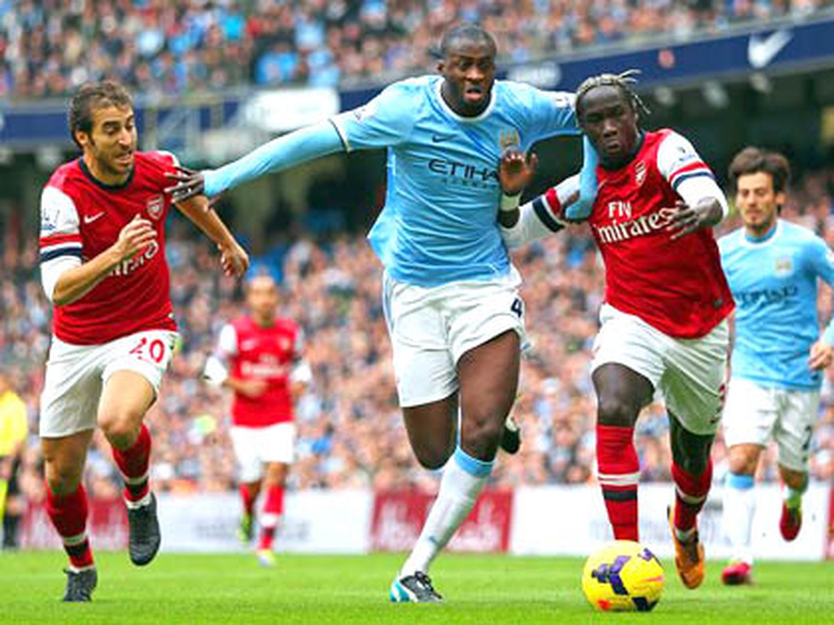 Cuộc đua vô địch Premier League: Chọn ai, Man City hay Arsenal?
