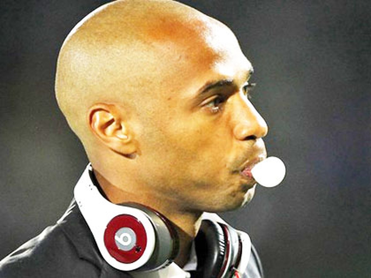 Thierry Henry: 'Boateng không mắc lỗi. Messi đơn giản là siêu đẳng'