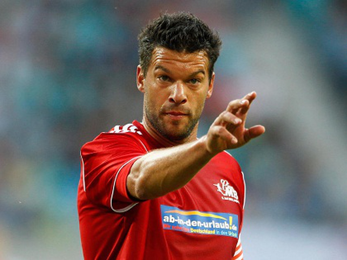Ballack 'hiến kế' cho Juventus đánh bại Barca