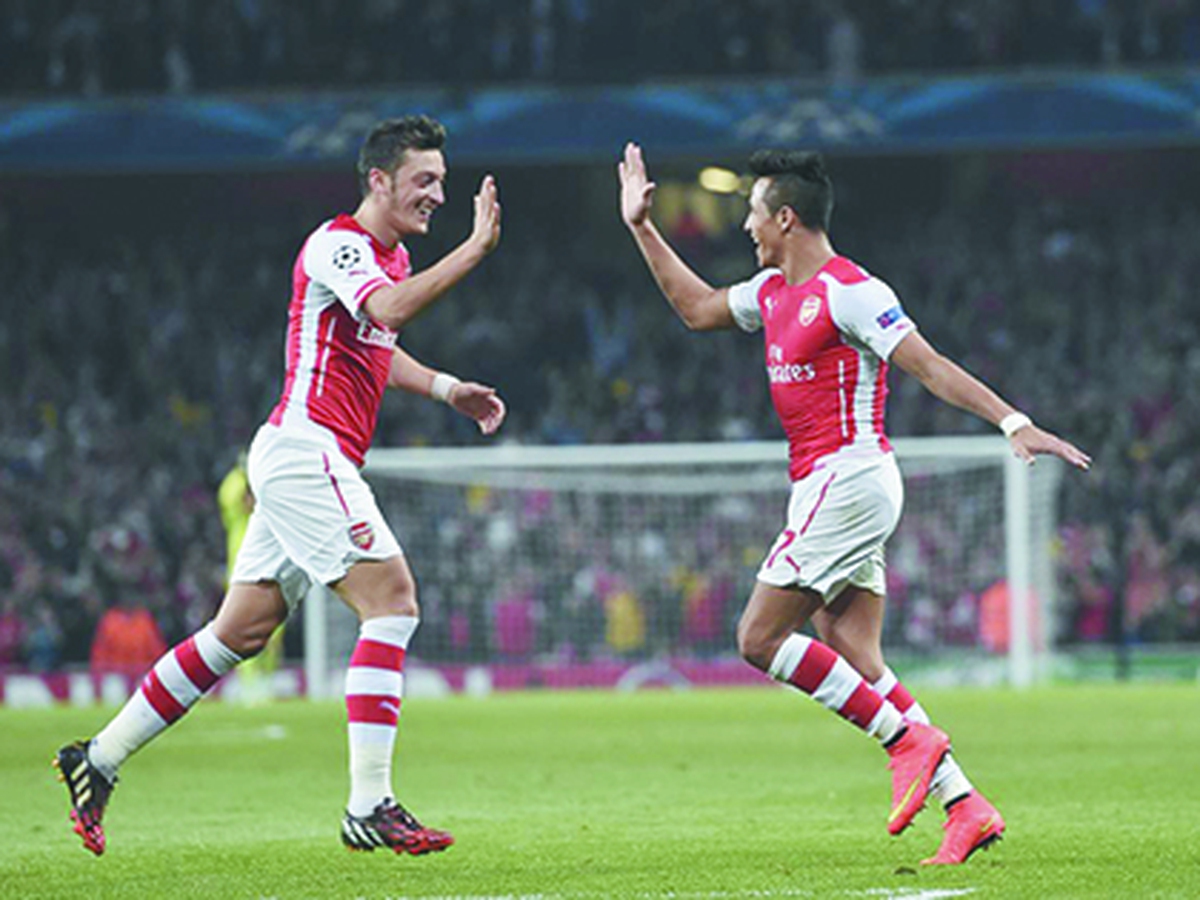 Arsenal sẽ khiến Barca bất ngờ ở Champions League