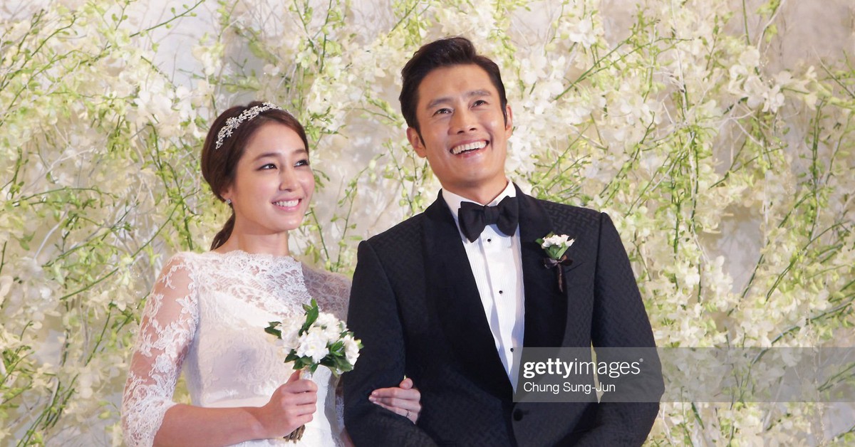 Sau 8 năm xảy ra vụ ngoại tình tống tiền rúng động showbiz Hàn của Lee ...