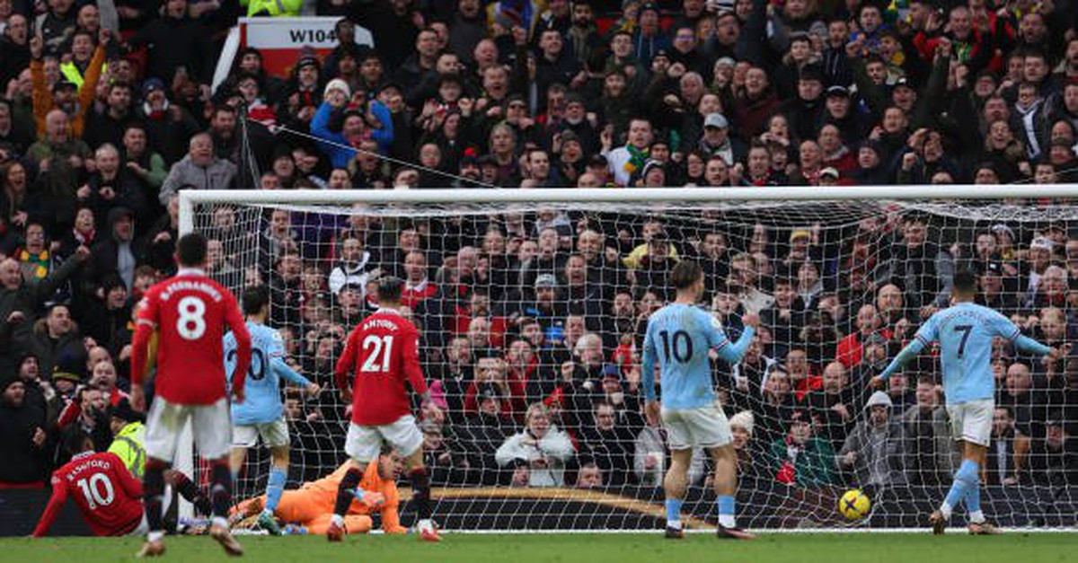 Kết quả MU 2-1 Man City: Rashford tỏa sáng, 'Quỷ đỏ' ngược dòng ngoạn mục