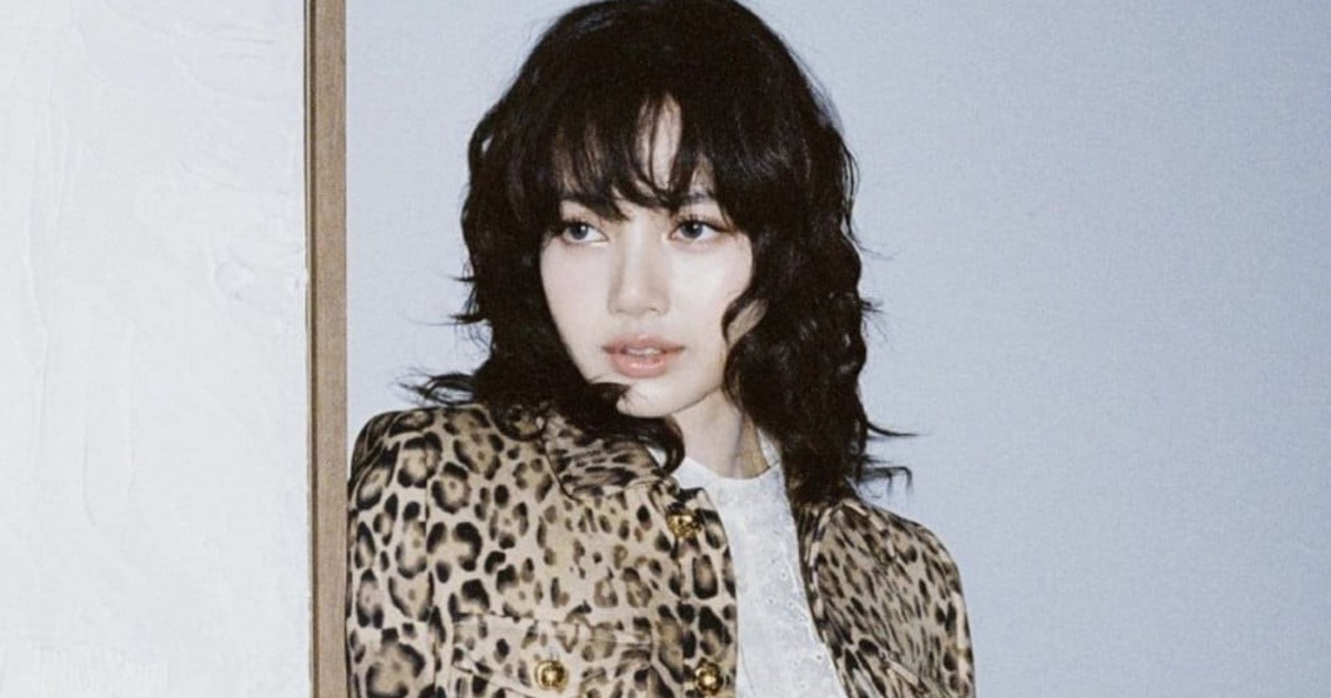 Lisa Blackpink trình diễn tại hòa nhạc từ thiện 'Gala des Pièces Jaunes'