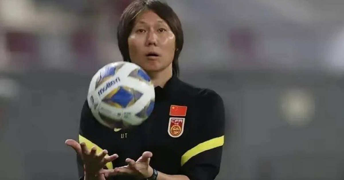 Tuyệt thực trong tù, HLV Li Tie vẫn gián tiếp kéo theo 10 cầu thủ bị bắt