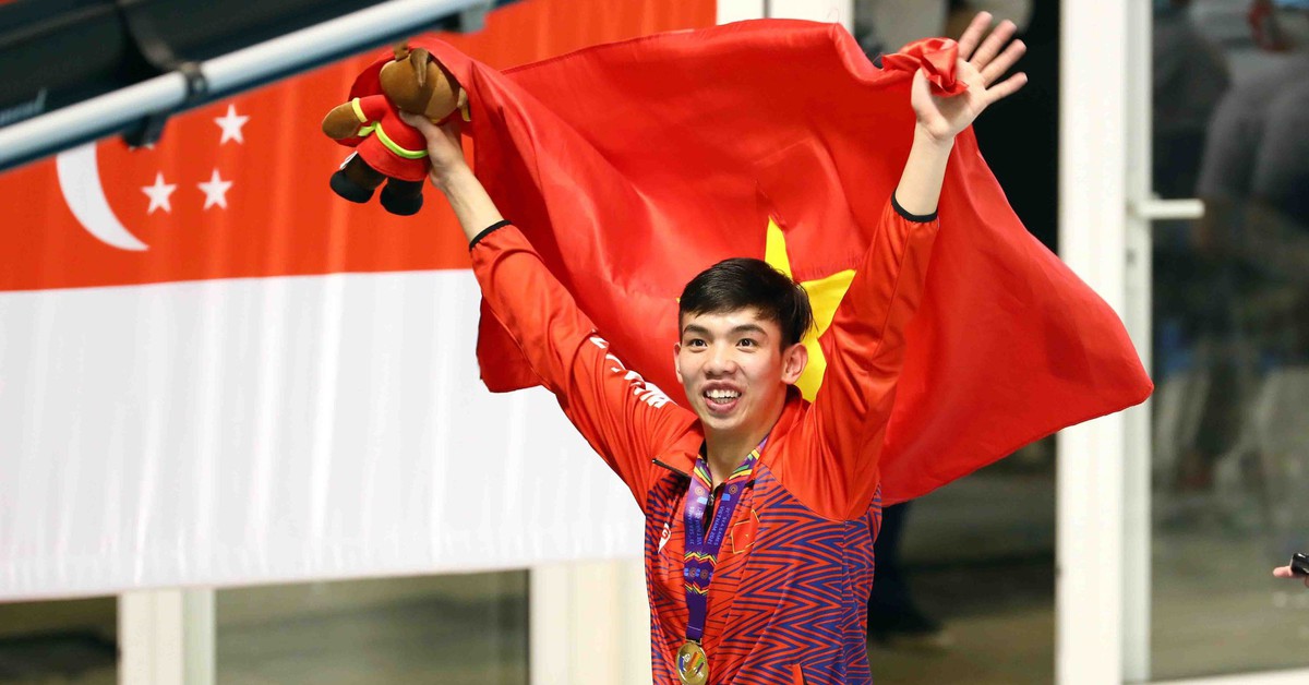 Kình ngư Huy Hoàng biểu tượng mới của đường đua xanh và khát vọng từ ...