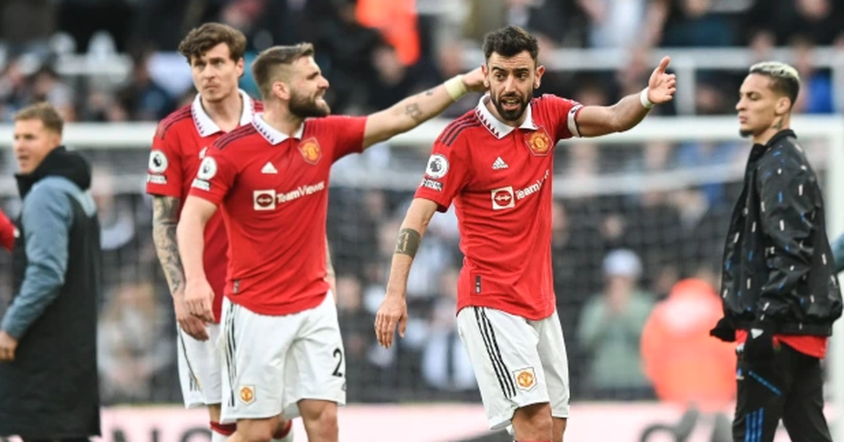 MU thua đau Newcastle: Cầu thủ đổ lỗi cho nhau, Ten Hag cũng bất lực