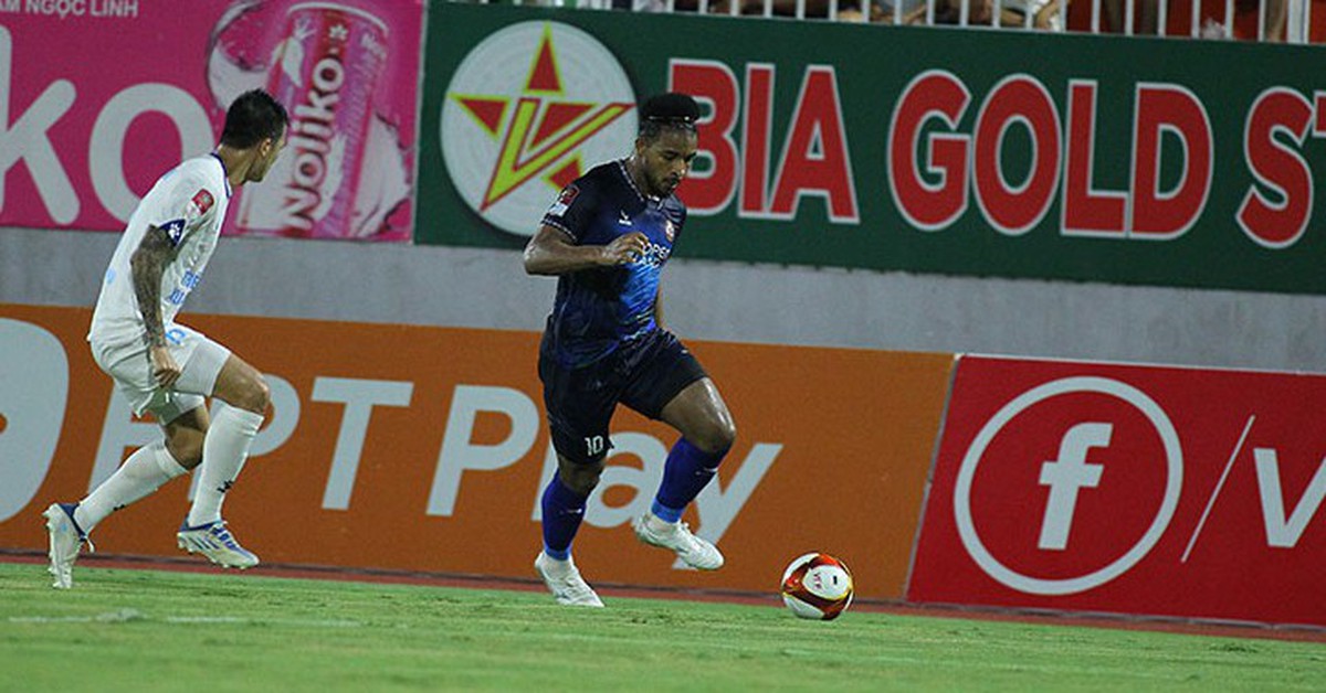 Văn Lâm và Rafaelson không 'gánh nổi' Topenland Bình Định