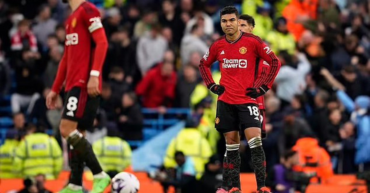 Roy Keane: 'Man City đùa giỡn MU như trên võ đài quyền anh'