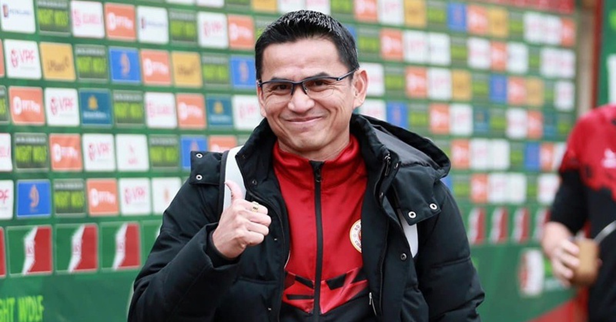 HLV Kiatisak tuyên bố về viễn cảnh dẫn dắt ĐT Việt Nam, tiết lộ nhiều ứng viên sáng giá