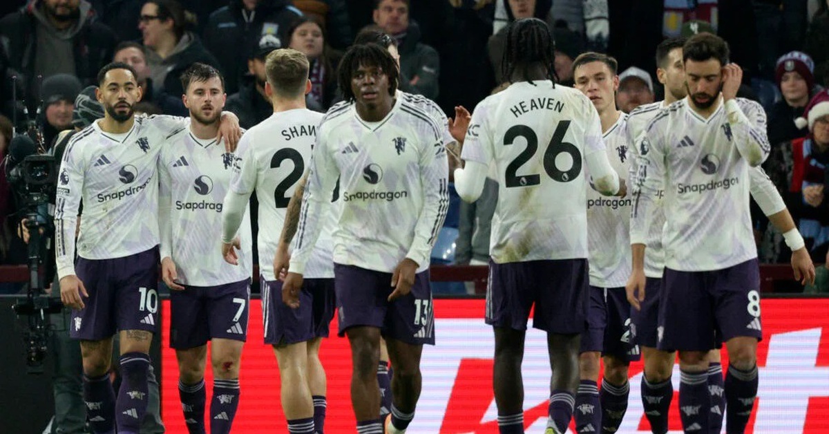 Cabin BLV: MU bất ổn vì hàng tiền vệ