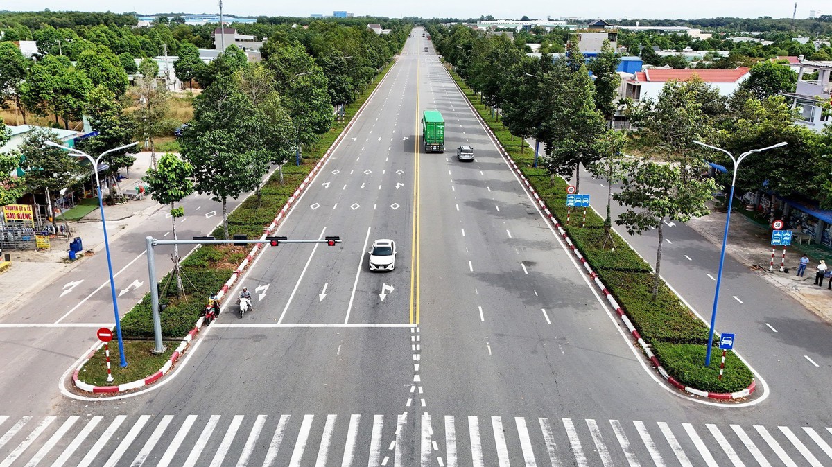 Phấn đấu hoàn thành đường Vành đai 4 Thành phố Hồ Chí Minh vào cuối năm ...